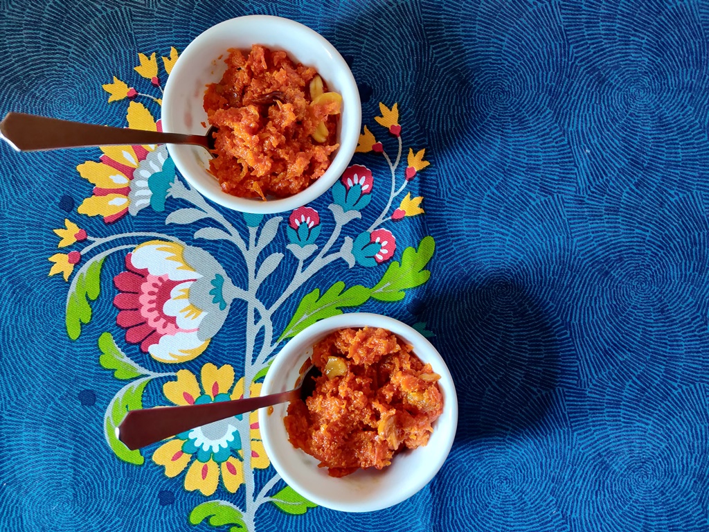 Gajar Ka Halwa|Carrot Pudding|Indian - Pan Of Bliss